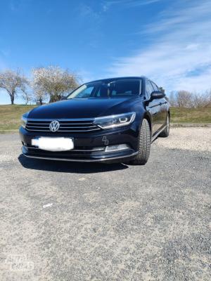 Volkswagen Passat 2015 in Vilnius, with an engine capacity of 2.00 L and mileage of 279 thousand km for 9600 €, photo  on AUTOMOTO.COM.LV