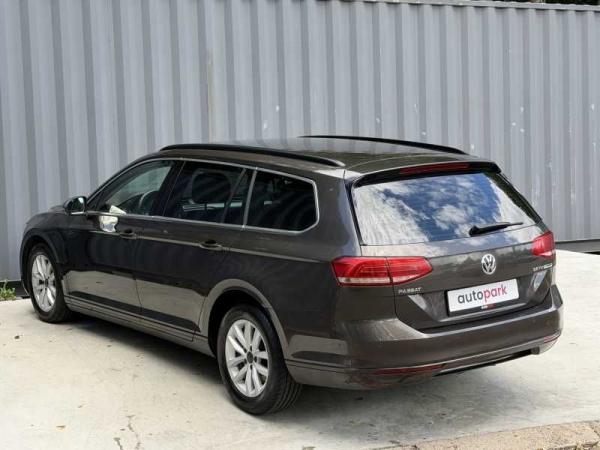 Volkswagen Passat 2015 Viļņa, ar dzinēja tilpumu 1.97 L un nobraukumu 247 tūkst. km par 8300 €, foto 4 vietnē AUTOMOTO.COM.LV