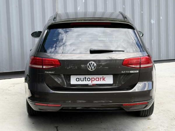 Volkswagen Passat 2015 Viļņa, ar dzinēja tilpumu 1.97 L un nobraukumu 247 tūkst. km par 8300 €, foto 6 vietnē AUTOMOTO.COM.LV