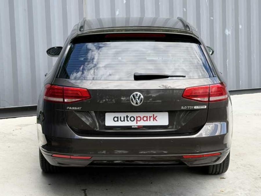 Volkswagen Passat 2015 in Vilnius, with an engine capacity of 1.97 L and mileage of 247 thousand km for 8300 €, photo 6 on AUTOMOTO.COM.LV