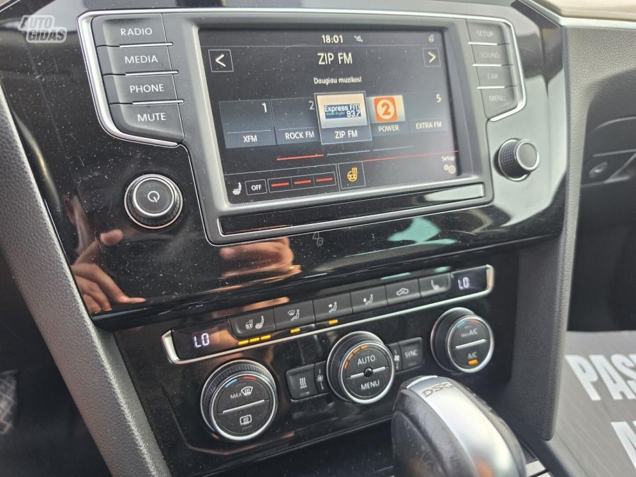 Volkswagen Passat 2015 in Silute, with an engine capacity of 2.00 L and mileage of 380 thousand km for 5500 €, photo 12 on AUTOMOTO.COM.LV