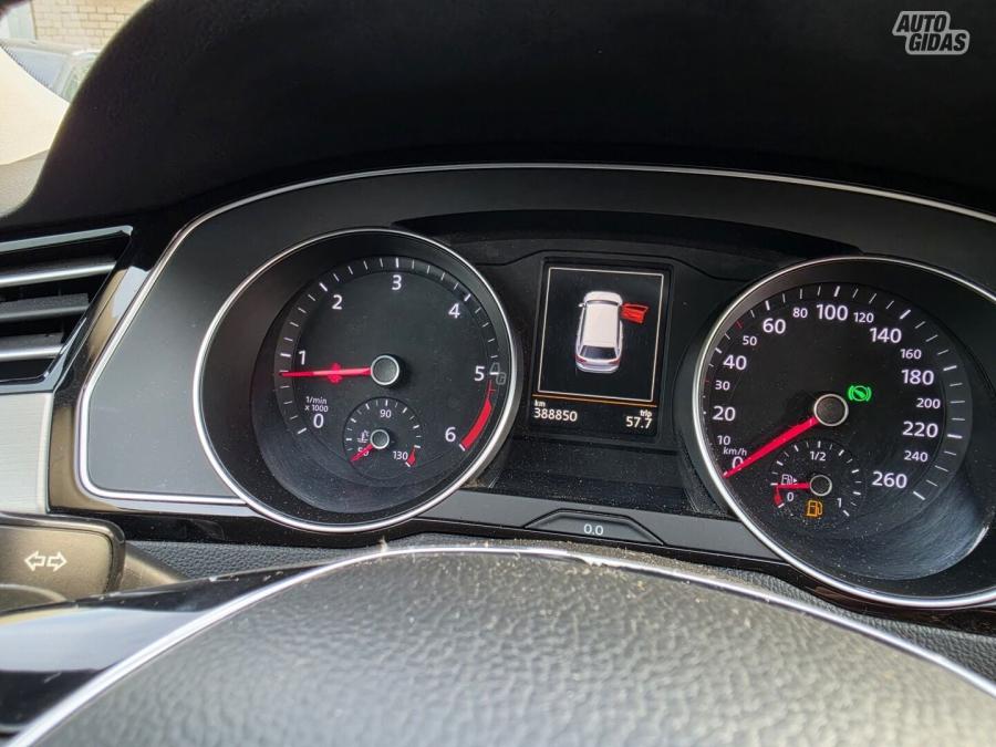 Volkswagen Passat 2015 in Silute, with an engine capacity of 2.00 L and mileage of 380 thousand km for 5500 €, photo 17 on AUTOMOTO.COM.LV
