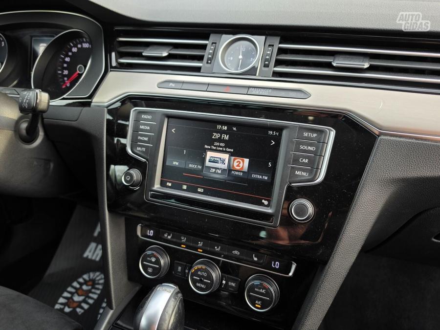 Volkswagen Passat 2015 in Silute, with an engine capacity of 2.00 L and mileage of 380 thousand km for 5500 €, photo 18 on AUTOMOTO.COM.LV
