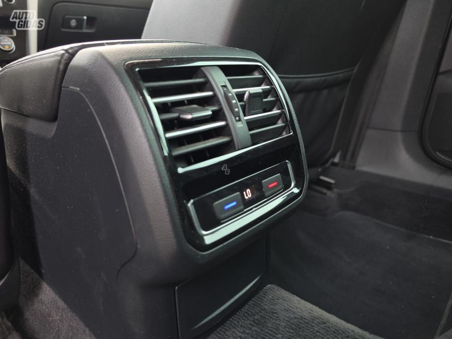 Volkswagen Passat 2015 in Silute, with an engine capacity of 2.00 L and mileage of 380 thousand km for 5500 €, photo 22 on AUTOMOTO.COM.LV