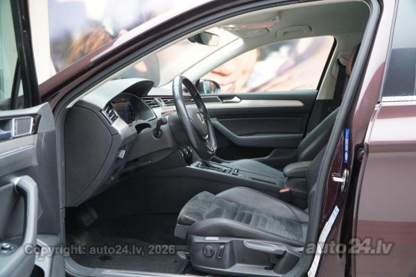 Volkswagen Passat 2016 in Tallinn, with an engine capacity of 2.00 L and mileage of 169 thousand km for 14900 €, photo 9 on AUTOMOTO.COM.LV