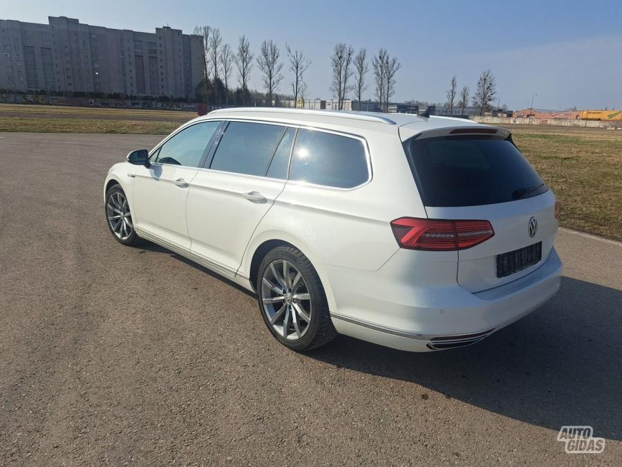 Volkswagen Passat 2016 in Kaunas, with an engine capacity of 2.00 L and mileage of 396 thousand km for 10500 €, photo 4 on AUTOMOTO.COM.LV