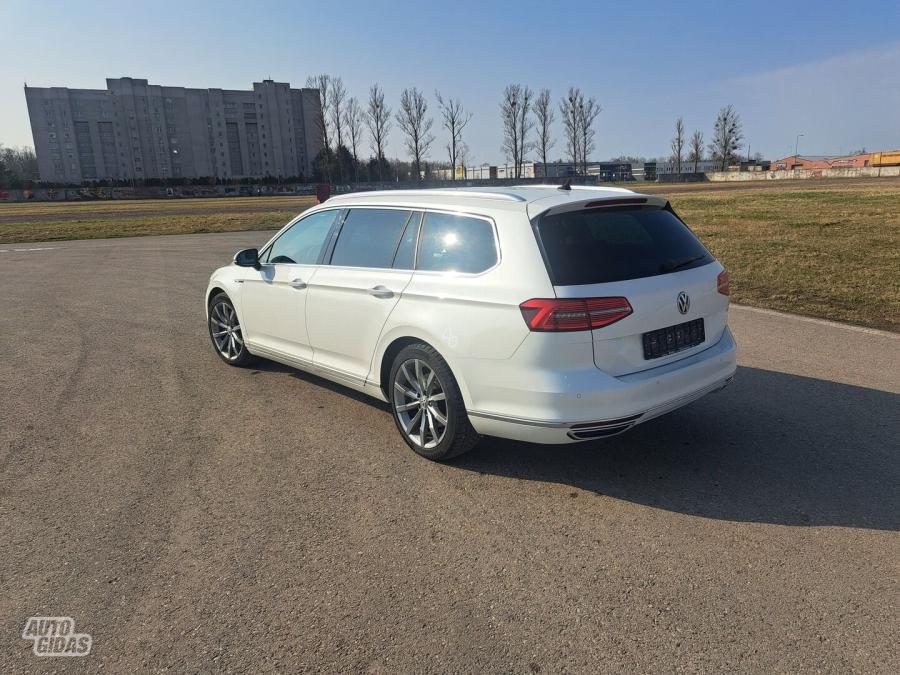 Volkswagen Passat 2016 in Kaunas, with an engine capacity of 2.00 L and mileage of 396 thousand km for 10500 €, photo 11 on AUTOMOTO.COM.LV