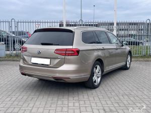 Volkswagen Passat 2016 in Klaipeda, with an engine capacity of 1.97 L and mileage of 280 thousand km for 8900 €, photo 3 on AUTOMOTO.COM.LV
