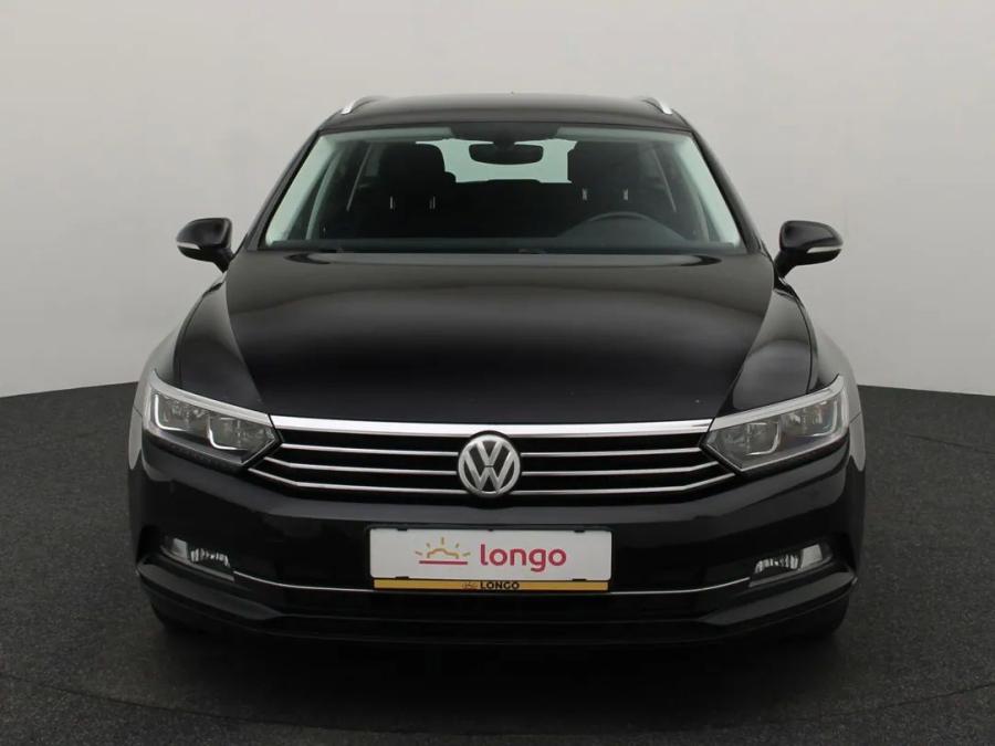 Volkswagen Passat 2016 in Vilnius, with an engine capacity of 1.60 L and mileage of 201 thousand km for 10699 €, photo 4 on AUTOMOTO.COM.LV