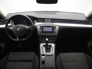 Volkswagen Passat 2016 in Vilnius, with an engine capacity of 1.60 L and mileage of 238 thousand km for 9999 €, photo 3 on AUTOMOTO.COM.LV