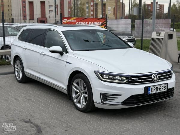 Volkswagen Passat 2016 in Kaunas, with an engine capacity of 1.40 L and mileage of 180 thousand km for 11599 €, photo 1 on AUTOMOTO.COM.LV