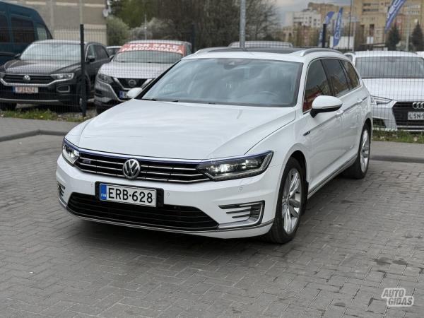 Volkswagen Passat 2016 in Kaunas, with an engine capacity of 1.40 L and mileage of 180 thousand km for 11599 €, photo 2 on AUTOMOTO.COM.LV