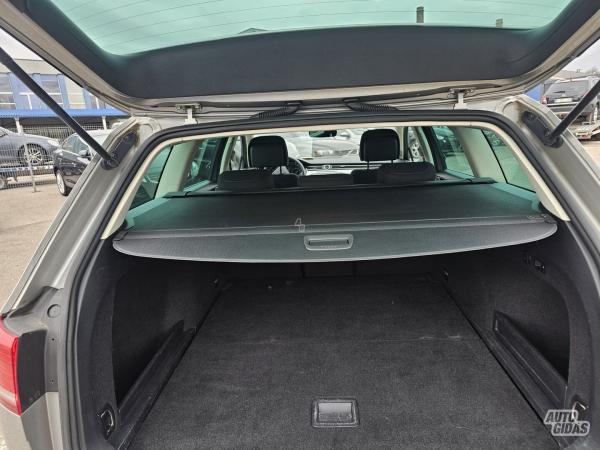 Volkswagen Passat 2016 in Kaunas, with an engine capacity of 2.00 L and mileage of 298 thousand km for 8650 €, photo 4 on AUTOMOTO.COM.LV