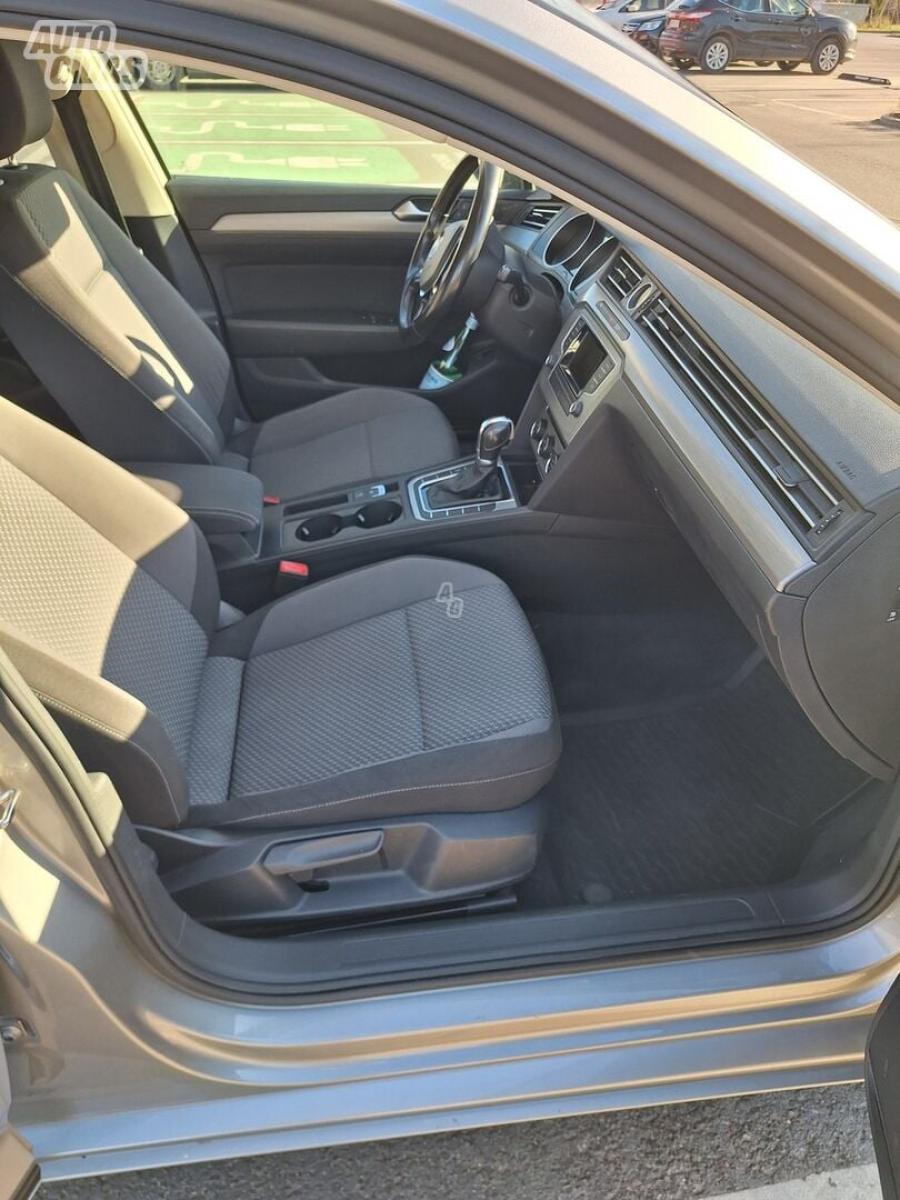 Volkswagen Passat 2016 in Vilnius, with an engine capacity of 1.40 L and mileage of 186 thousand km for 9000 €, photo 13 on AUTOMOTO.COM.LV