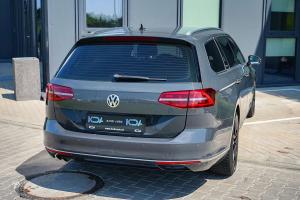 Volkswagen Passat 2016 in Kaunas, with an engine capacity of 1.97 L and mileage of 234 thousand km for 11950 €, photo 12 on AUTOMOTO.COM.LV