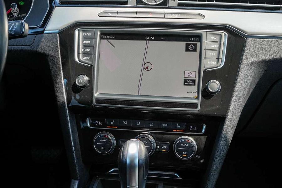 Volkswagen Passat 2016 in Kaunas, with an engine capacity of 1.97 L and mileage of 234 thousand km for 11950 €, photo 20 on AUTOMOTO.COM.LV