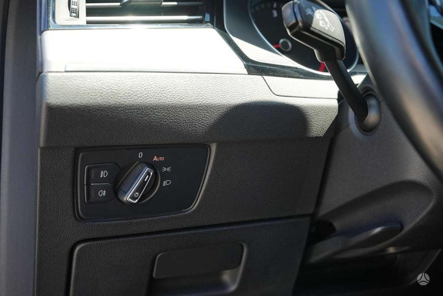 Volkswagen Passat 2016 in Kaunas, with an engine capacity of 1.97 L and mileage of 234 thousand km for 11950 €, photo 27 on AUTOMOTO.COM.LV