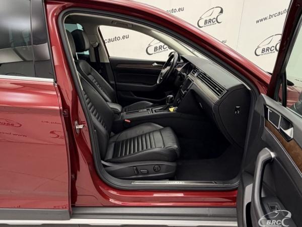 Volkswagen Passat 2016 in Vilnius, with an engine capacity of 1.97 L and mileage of 252 thousand km for 14900 €, photo 4 on AUTOMOTO.COM.LV