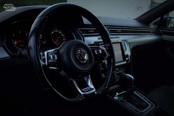 Volkswagen Passat 2016 in Vilnius, with an engine capacity of 2.00 L and mileage of 307 thousand km for 9500 €, photo 9 on AUTOMOTO.COM.LV