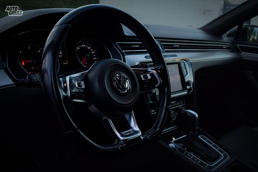 Volkswagen Passat 2016 in Vilnius, with an engine capacity of 2.00 L and mileage of 307 thousand km for 9500 €, photo 10 on AUTOMOTO.COM.LV