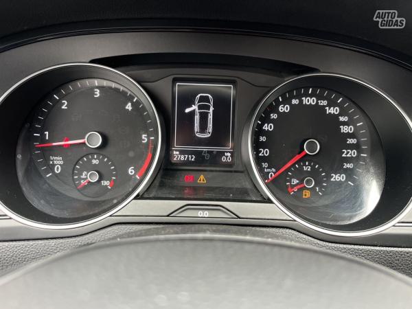Volkswagen Passat 2016 in Kaunas, with an engine capacity of 1.60 L and mileage of 279 thousand km for 5999 €, photo 8 on AUTOMOTO.COM.LV