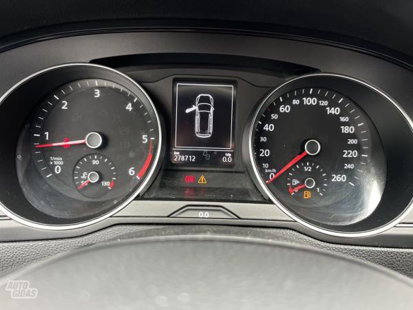 Volkswagen Passat 2016 in Kaunas, with an engine capacity of 1.60 L and mileage of 279 thousand km for 5999 €, photo 8 on AUTOMOTO.COM.LV