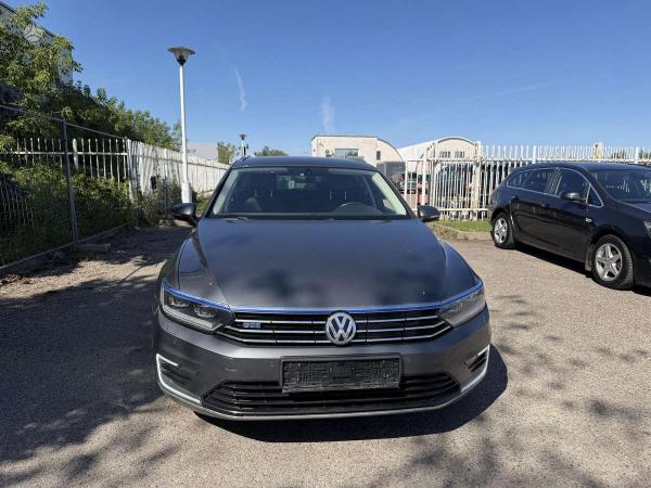 Volkswagen Passat 2016 in Marijampole, with an engine capacity of 1.40 L and mileage of 218 thousand km for 7350 €, photo 2 on AUTOMOTO.COM.LV