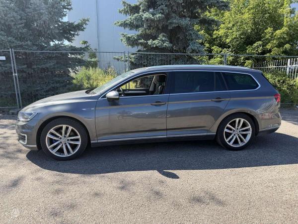 Volkswagen Passat 2016 in Marijampole, with an engine capacity of 1.40 L and mileage of 218 thousand km for 7350 €, photo 7 on AUTOMOTO.COM.LV