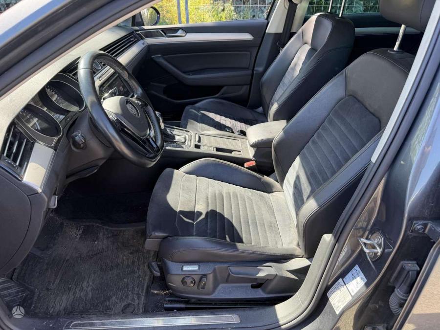 Volkswagen Passat 2016 in Marijampole, with an engine capacity of 1.40 L and mileage of 218 thousand km for 7350 €, photo 12 on AUTOMOTO.COM.LV