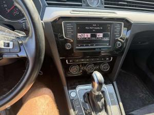 Volkswagen Passat 2016 in Marijampole, with an engine capacity of 1.40 L and mileage of 218 thousand km for 7350 €, photo 13 on AUTOMOTO.COM.LV