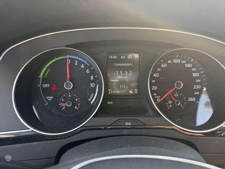Volkswagen Passat 2016 in Marijampole, with an engine capacity of 1.40 L and mileage of 218 thousand km for 7350 €, photo 14 on AUTOMOTO.COM.LV
