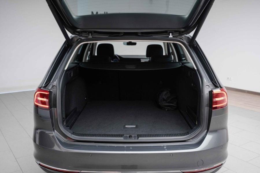 Volkswagen Passat 2016 Peetri, ar dzinēja tilpumu 1.40 L un nobraukumu 98 tūkst. km par 14950 €, foto 14 vietnē AUTOMOTO.COM.LV