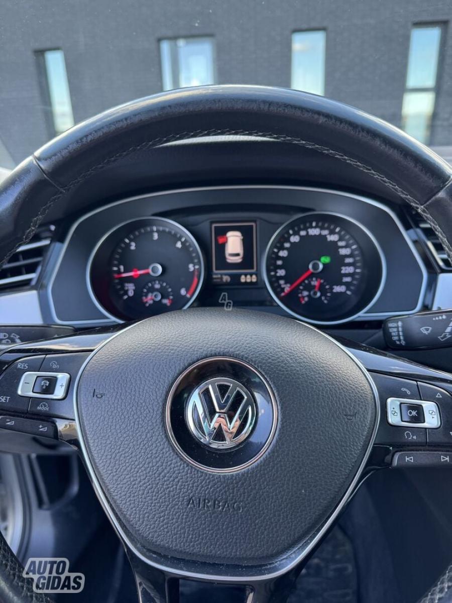 Volkswagen Passat 2017 in Kaunas, with an engine capacity of 2.00 L and mileage of 360 thousand km for 8800 €, photo 20 on AUTOMOTO.COM.LV