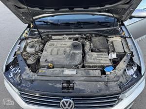 Volkswagen Passat 2017 in Kaunas, with an engine capacity of 2.00 L and mileage of 360 thousand km for 8800 €, photo 22 on AUTOMOTO.COM.LV