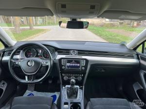 Volkswagen Passat 2017 in Vilkaviskis, with an engine capacity of 2.00 L and mileage of 160 thousand km for 10200 €, photo 12 on AUTOMOTO.COM.LV