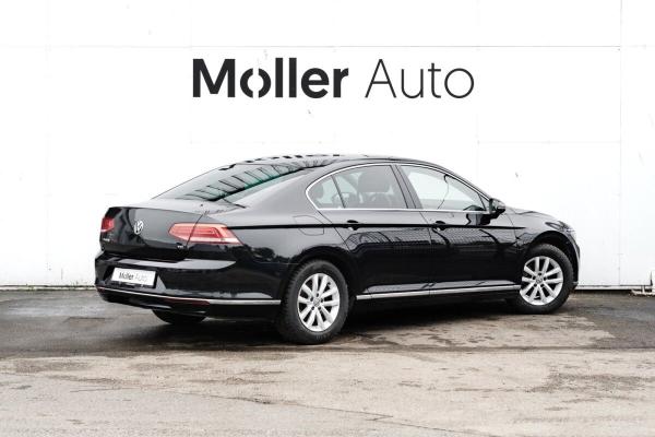 Volkswagen Passat 2017 in Riga, with an engine capacity of 1.40 L and mileage of 105 thousand km for 11500 €, photo 4 on AUTOMOTO.COM.LV