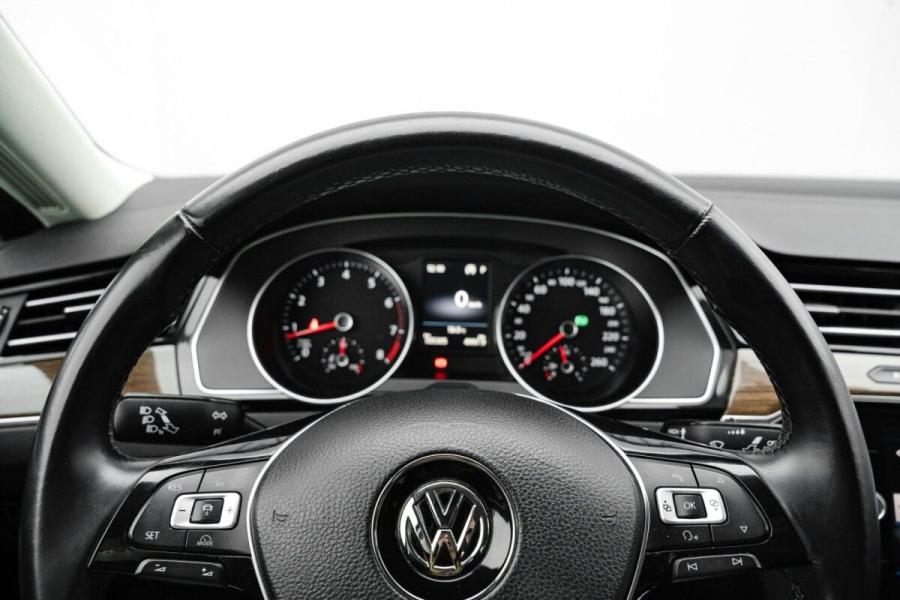 Volkswagen Passat 2017 Rīga, ar dzinēja tilpumu 1.40 L un nobraukumu 105 tūkst. km par 11500 €, foto 10 vietnē AUTOMOTO.COM.LV