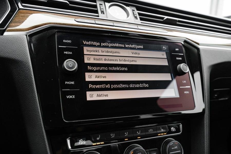 Volkswagen Passat 2017 Rīga, ar dzinēja tilpumu 1.40 L un nobraukumu 105 tūkst. km par 11500 €, foto 18 vietnē AUTOMOTO.COM.LV