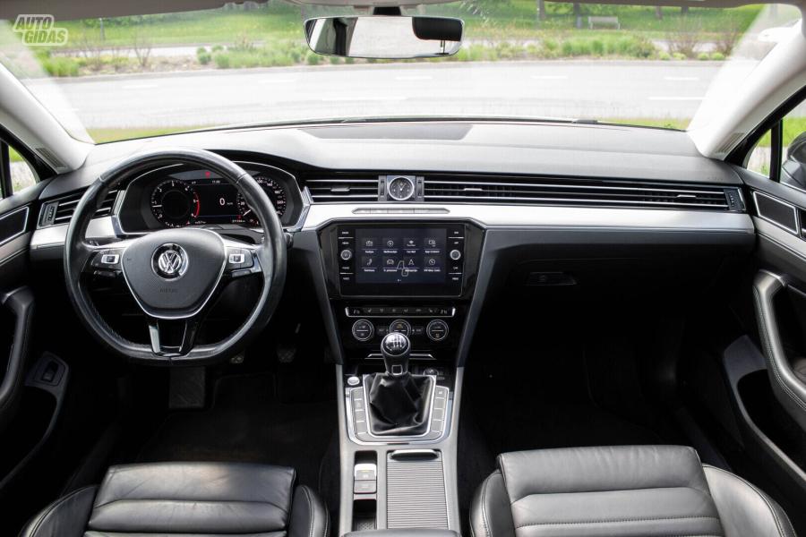 Volkswagen Passat 2017 in Kaunas, with an engine capacity of 2.00 L and mileage of 272 thousand km for 10600 €, photo 9 on AUTOMOTO.COM.LV