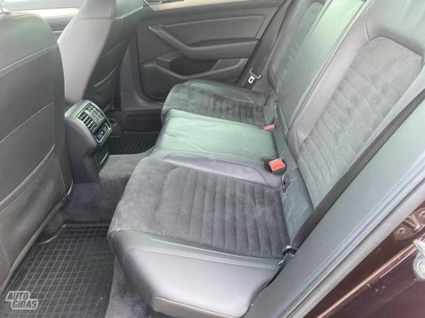 Volkswagen Passat 2017 in Vilnius, with an engine capacity of 2.00 L and mileage of 250 thousand km for 10500 €, photo 10 on AUTOMOTO.COM.LV