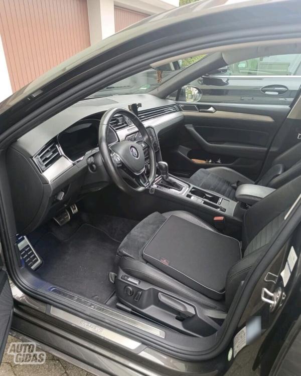 Volkswagen Passat 2017 in Marijampole, with an engine capacity of 2.00 L and mileage of 209 thousand km for 13500 €, photo 9 on AUTOMOTO.COM.LV