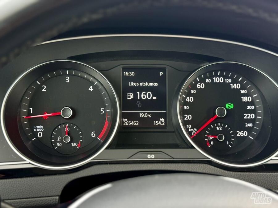 Volkswagen Passat 2017 Vilkaviškis, ar dzinēja tilpumu 2.00 L un nobraukumu 265 tūkst. km par 9200 €, foto 12 vietnē AUTOMOTO.COM.LV