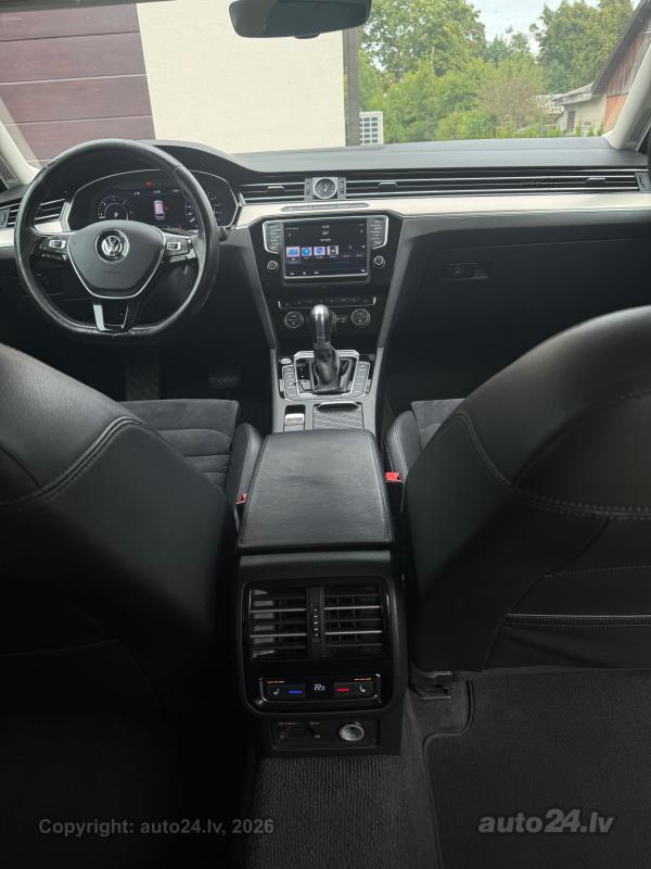 Volkswagen Passat 2017 in Tallinn, with an engine capacity of 2.00 L and mileage of 270 thousand km for 12999 €, photo 7 on AUTOMOTO.COM.LV