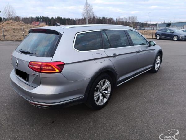 Volkswagen Passat 2018 in Vilnius, with an engine capacity of 1.98 L and mileage of 115 thousand km for 19900 €, photo 5 on AUTOMOTO.COM.LV