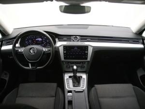Volkswagen Passat 2018 in Vilnius, with an engine capacity of 1.40 L and mileage of 180 thousand km for 12999 €, photo 3 on AUTOMOTO.COM.LV