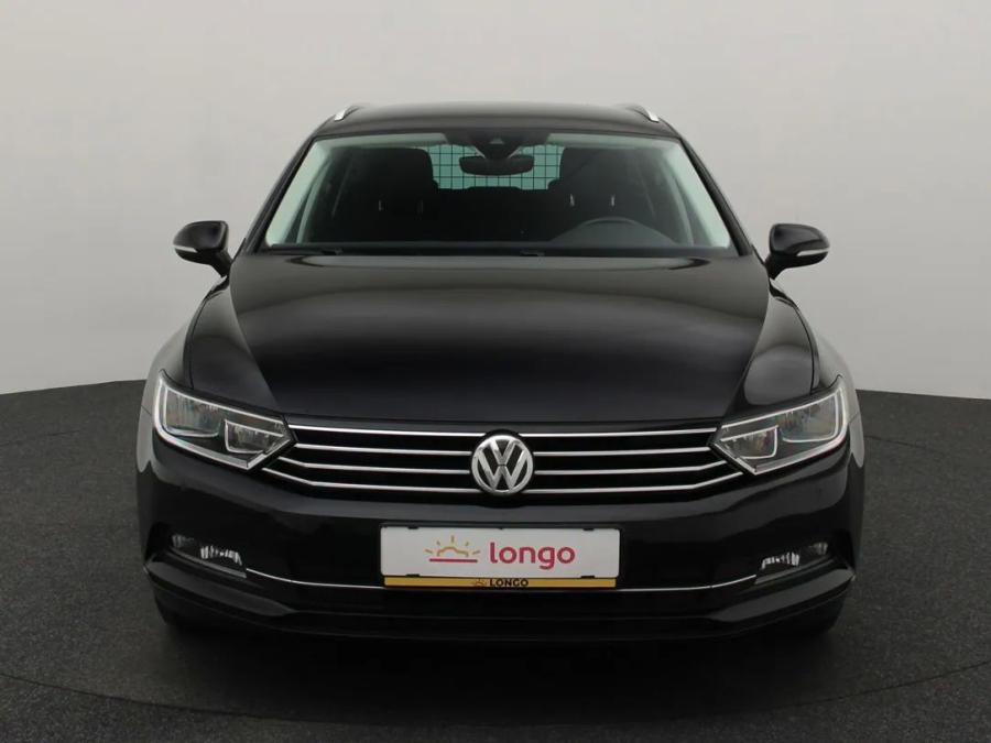 Volkswagen Passat 2018 in Vilnius, with an engine capacity of 1.40 L and mileage of 180 thousand km for 12999 €, photo 4 on AUTOMOTO.COM.LV