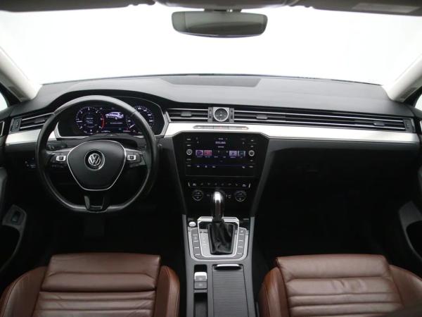 Volkswagen Passat 2018 Viļņa, ar dzinēja tilpumu 1.60 L un nobraukumu 131 tūkst. km par 14999 €, foto 2 vietnē AUTOMOTO.COM.LV