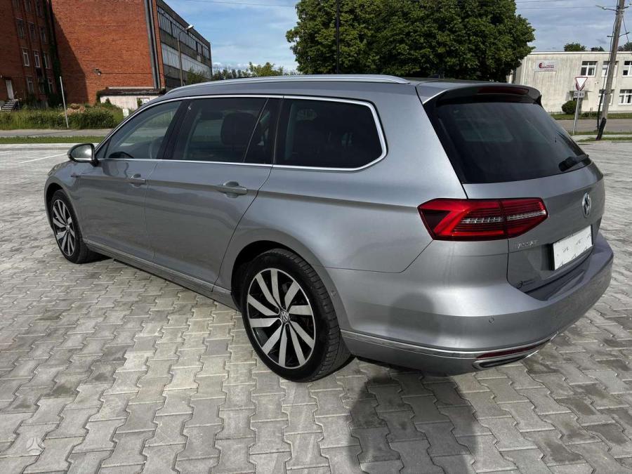 Volkswagen Passat 2018 in Taurage, with an engine capacity of 1.97 L and mileage of 248 thousand km for 13300 €, photo 8 on AUTOMOTO.COM.LV