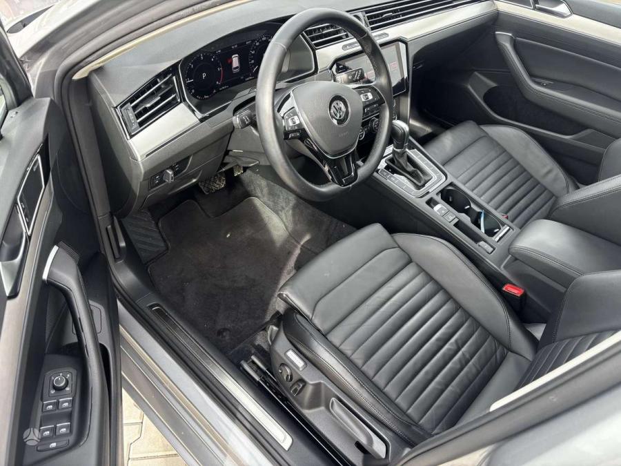 Volkswagen Passat 2018 in Taurage, with an engine capacity of 1.97 L and mileage of 248 thousand km for 13300 €, photo 12 on AUTOMOTO.COM.LV