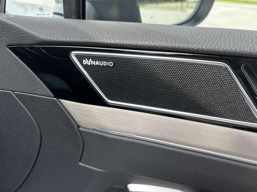 Volkswagen Passat 2018 in Taurage, with an engine capacity of 1.97 L and mileage of 248 thousand km for 13300 €, photo 23 on AUTOMOTO.COM.LV